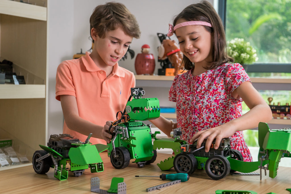 10 Best STEAM Toys for the Holiday Season – Robobloq